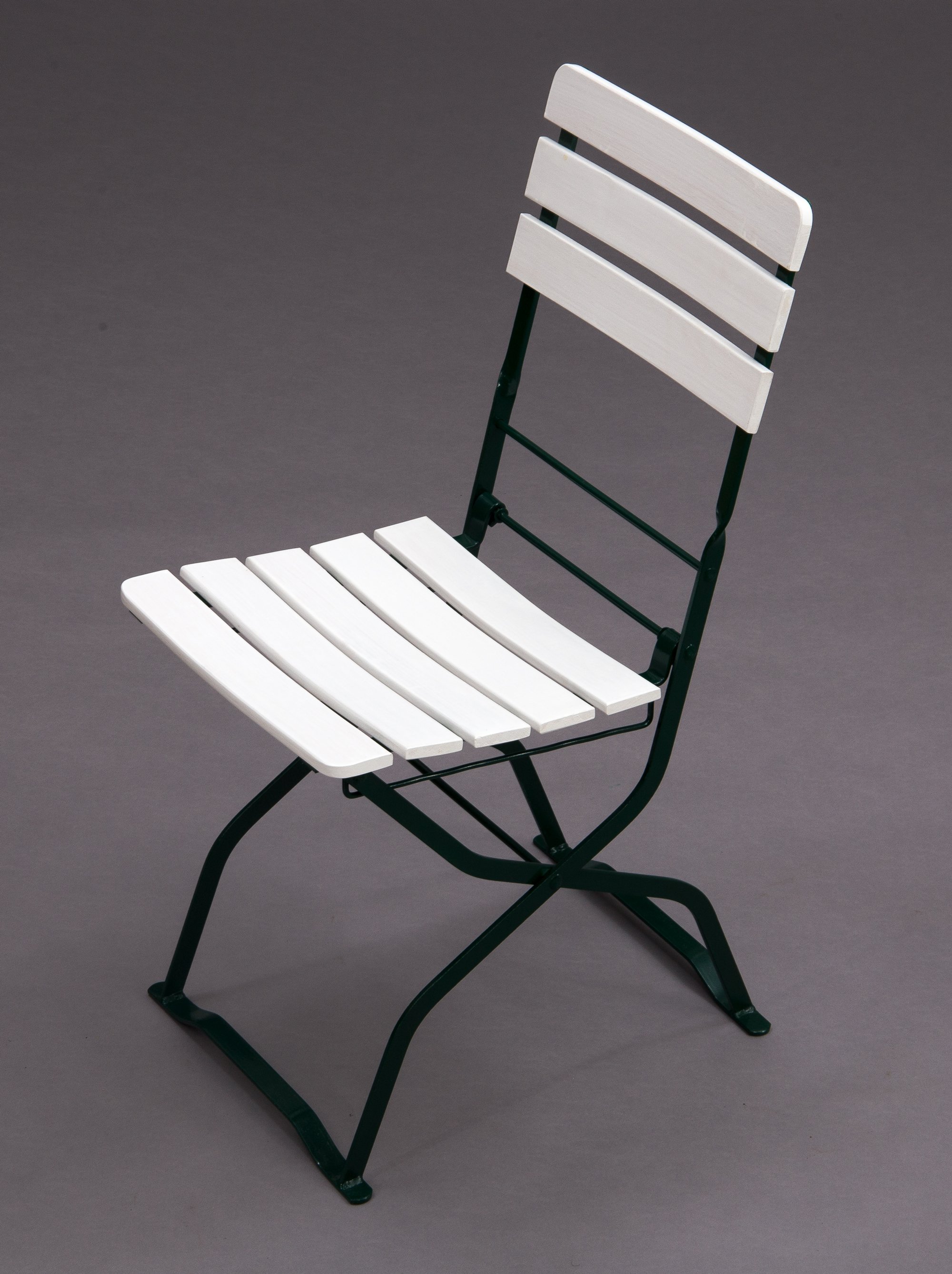 Biergartenmöbel wetterfest für Gastronomie aus Robinie